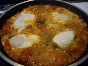 GUISADO DE HUEVOS. - Pedroches Gastronomía